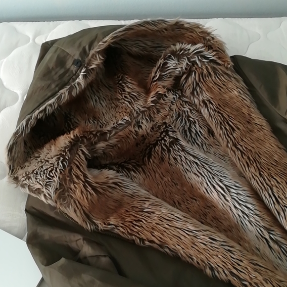 unbranded | Jackets & Coats | Fuzzy Army Green Coat | Poshmark